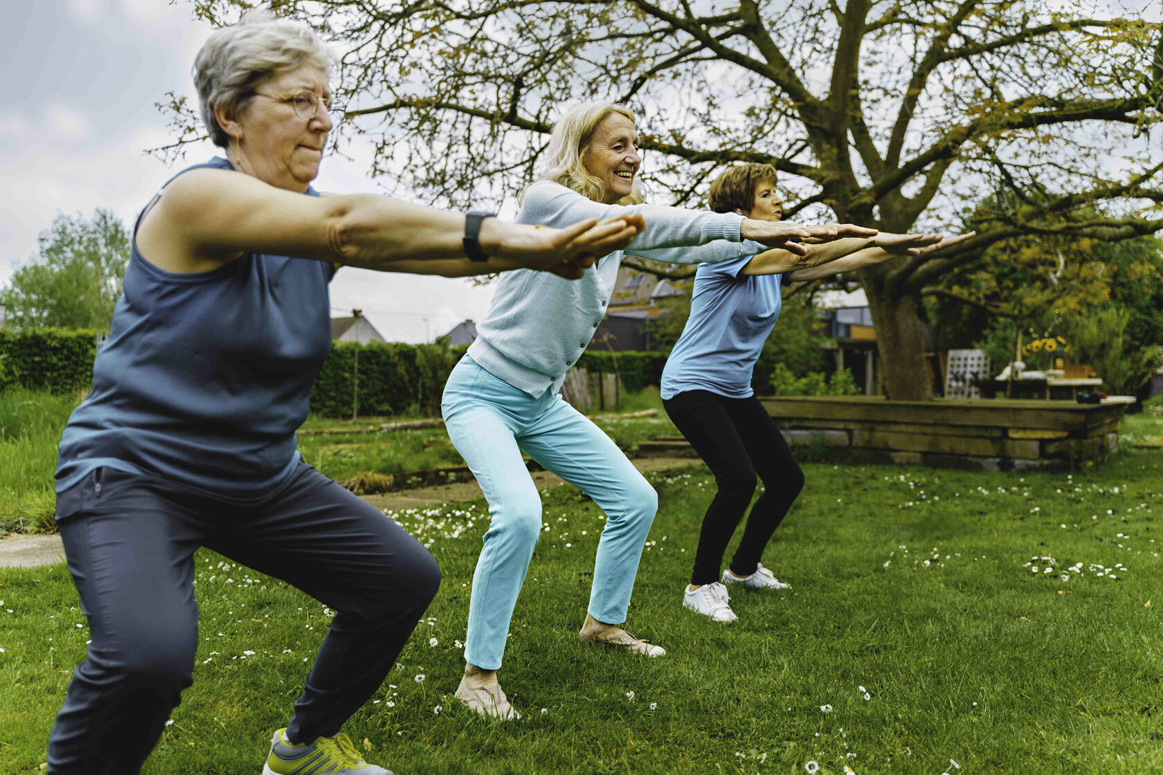 5 Squat Variations: Techniques to Correct Form & Safely | Vision ...